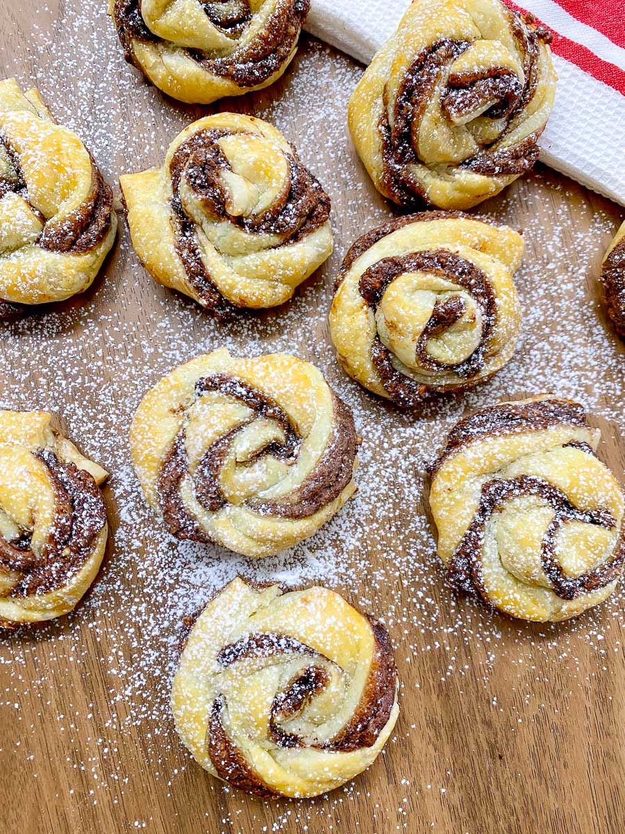 Delicious Nutella Desserts and Snack Recipes - Easy Nutella Recipes To Make