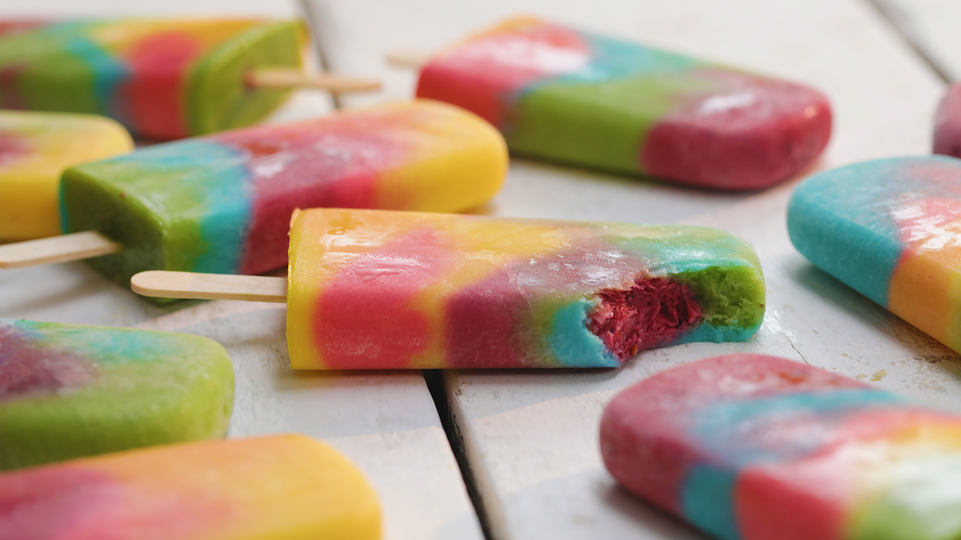 Easy Homemade Popsicle Recipes for Summer